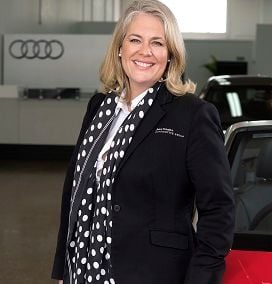 STRAIGHT TALK: FRIZELLE MASTERING THE JUGGLING ACT