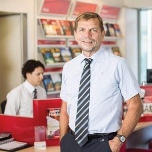 Flight Centre founders see shareholding drastically diluted