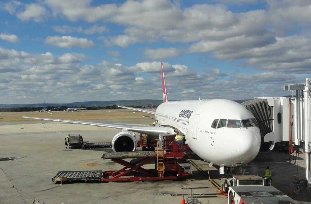 ACCC takes Qantas to court over 10,000 flight cancellations