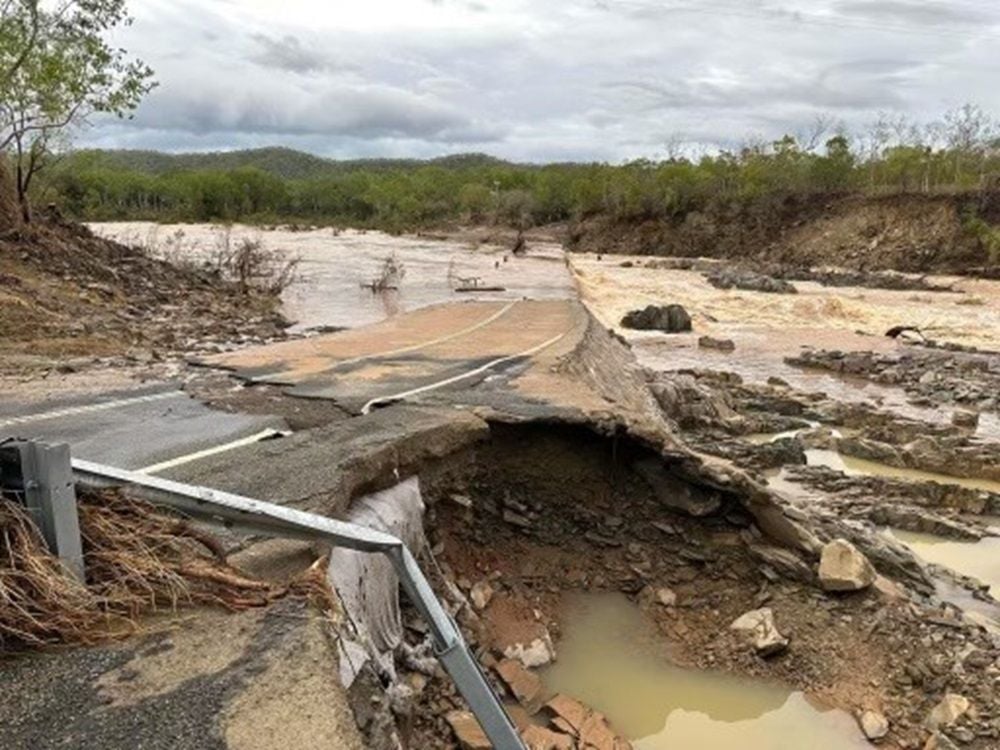 Cyclone Jasper hits 90 per cent of Cairns businesses