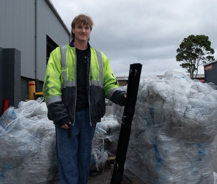 Bearhug gets paws on funding for reusable pallet wraps